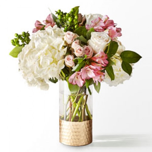 Parisian Stroll Bouquet (FTD® - 24-M5) by FlowersEzGo.com™
