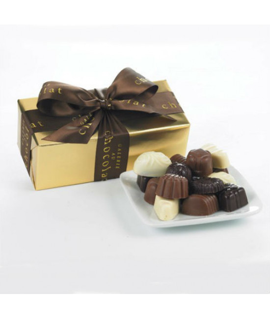 Chocolate Box (medium) (Teleflora® - choco-medium-teleflora) by ...